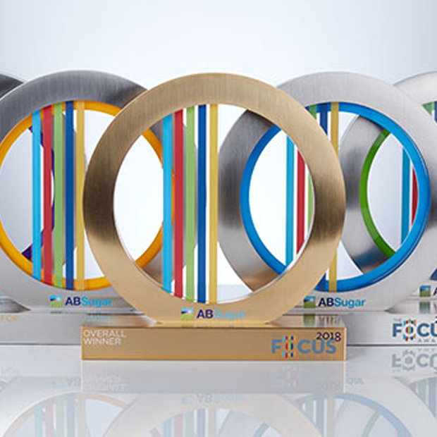 Custom Trophies | Employee Awards |Trophies and Awards at Special EFX