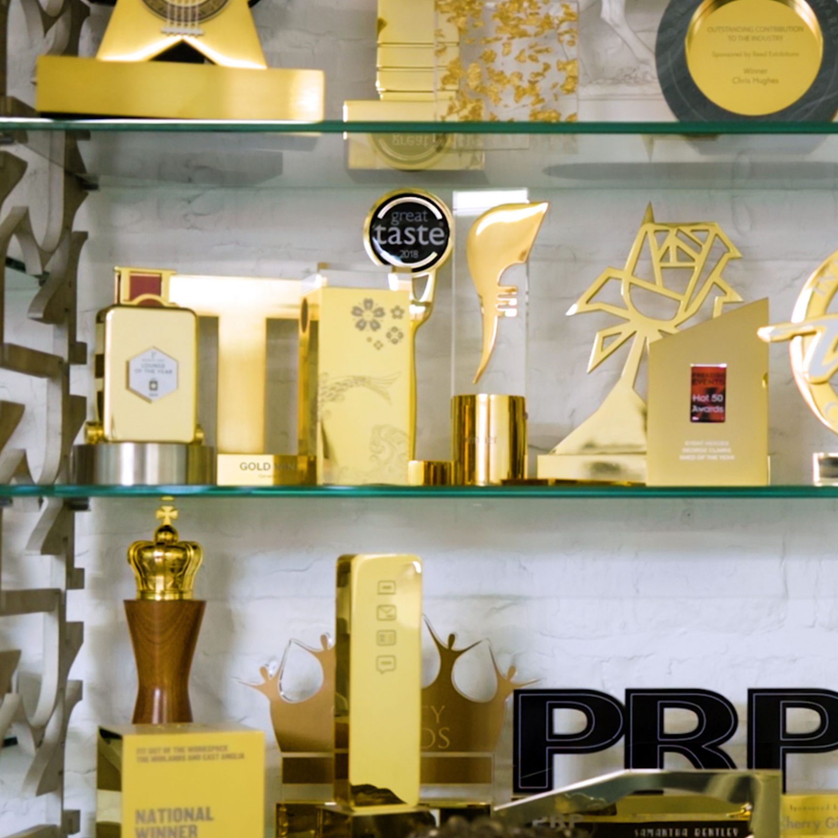 About EFX Custom Awards & Trophies
