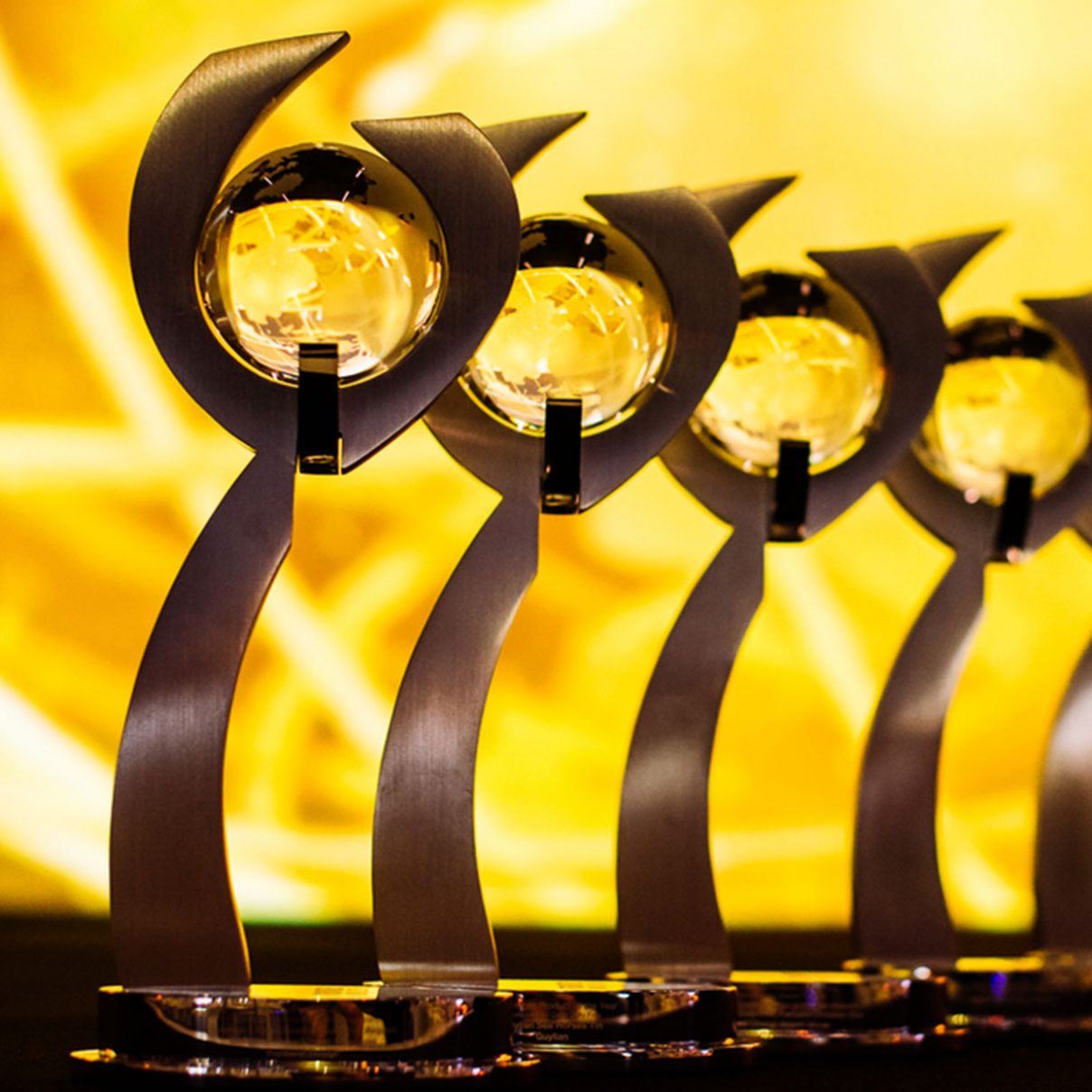 The Complete Guide to Golf Trophies - EFX