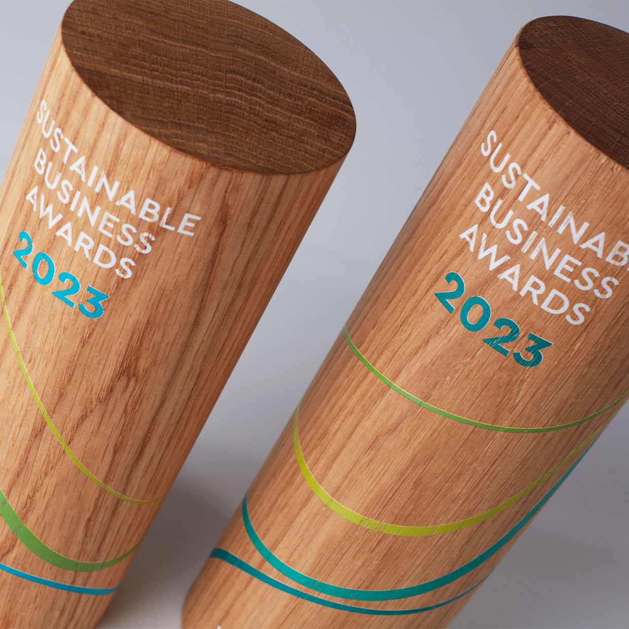 Oak Cylinder Trophy - EFX