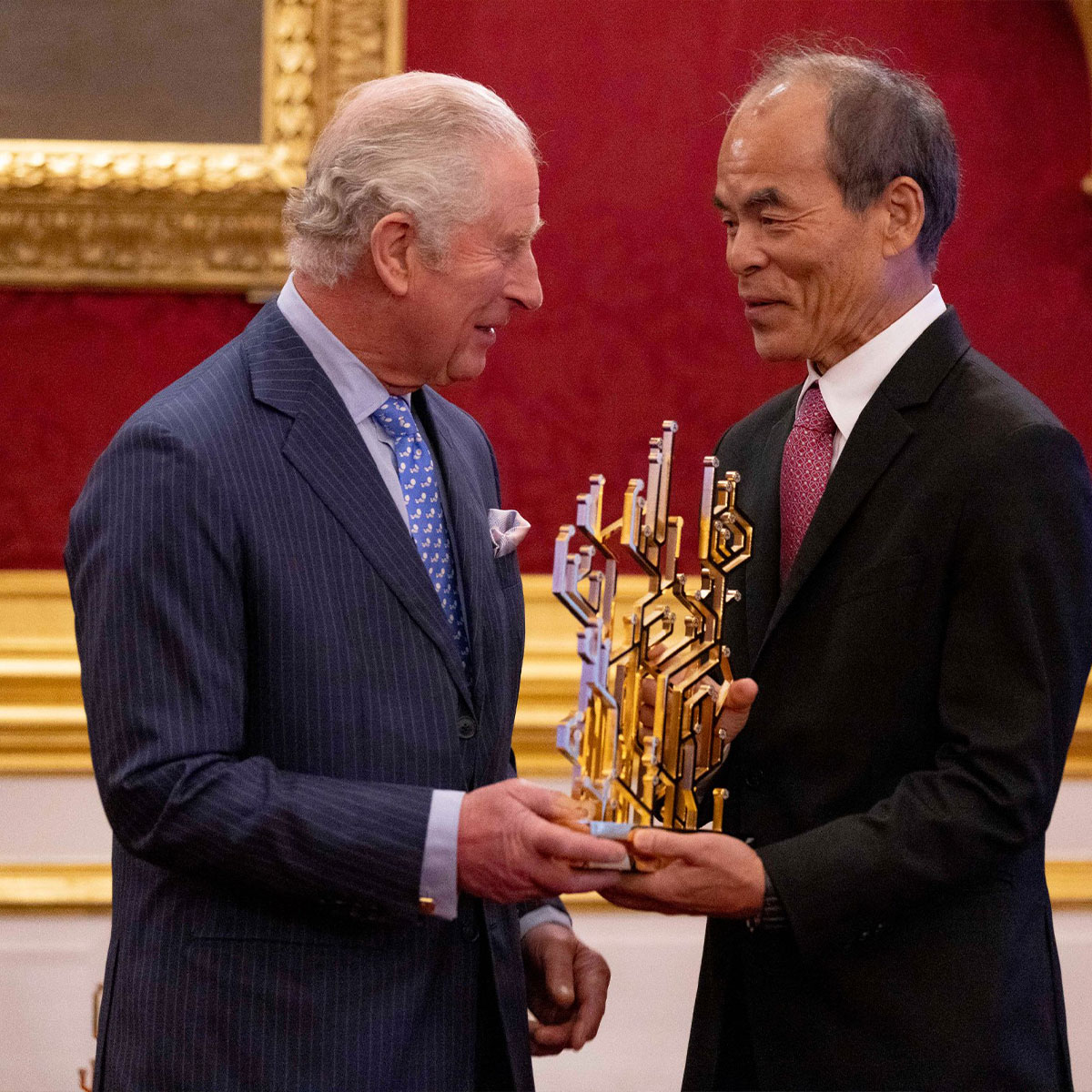 Queen Elizabeth Prize Award - EFX